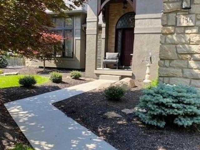 1136 Hooverview Dr, Westerville, OH 43082