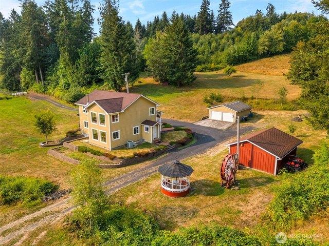 1136 Lincoln Creek Rd SW, Rochester, WA 98579