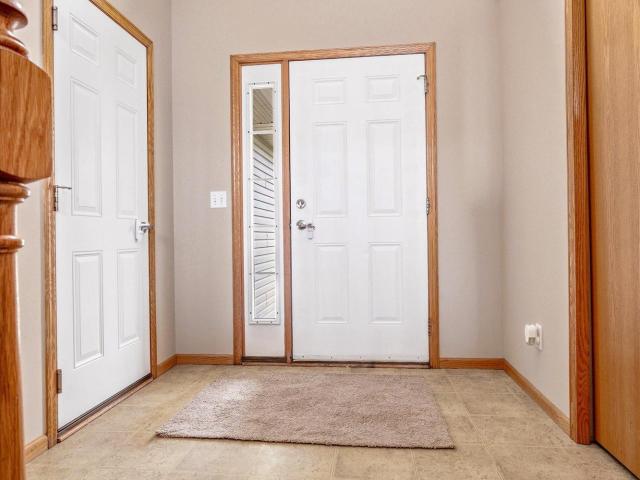 1136 Pioneer Trail SE