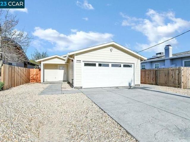 1136 Pine St, Pittsburg, CA 94565