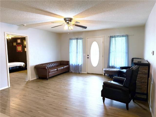 1136 River Road