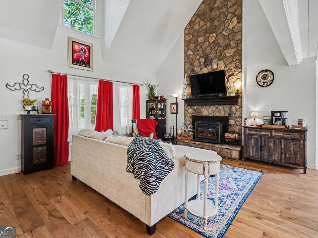 1136 Timber Ridge Lane