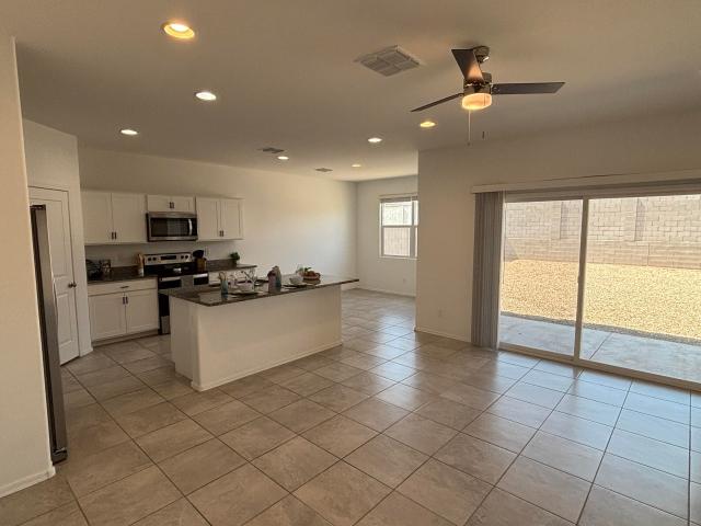 1136 w sand canyon court