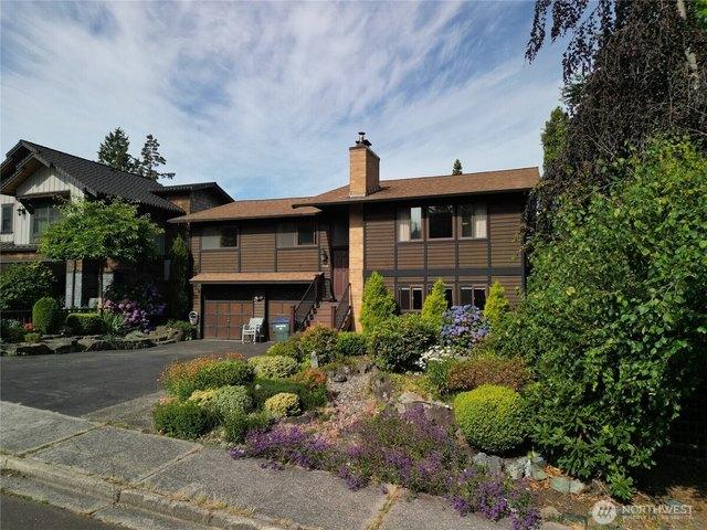 1136 7th Ave S, Edmonds, WA 98020
