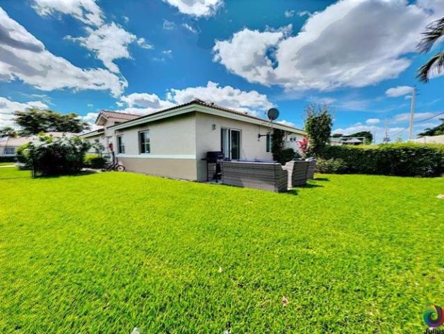 11373 SW 17th Ct, Miramar, FL 33025