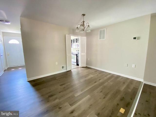 11370 Cromwell Court