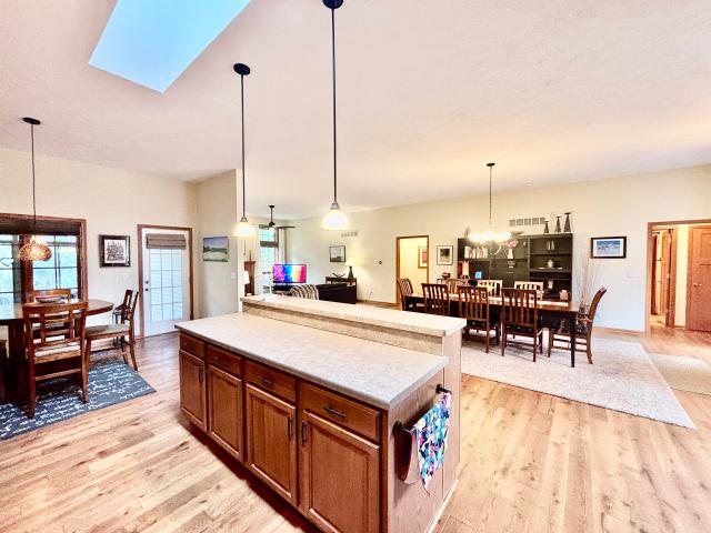 11370 Lindbergh Lane