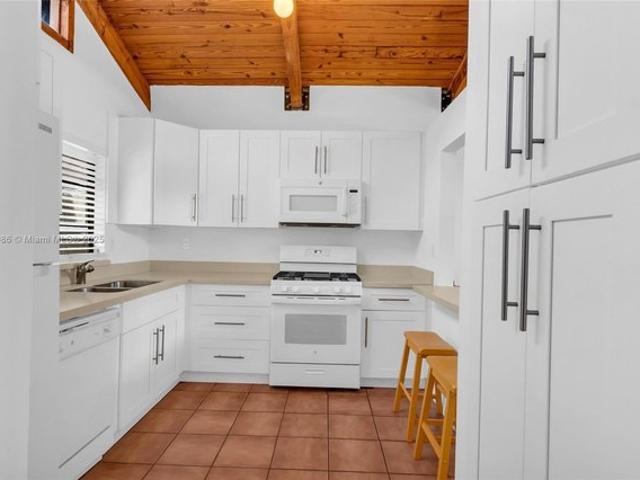 11371 SW 112th Circle Ln S, Miami, FL 33176
