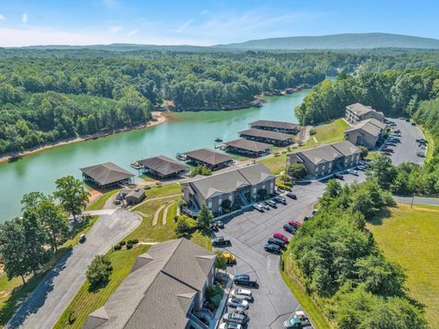 1137 Mariners Way Unit 44, Huddleston, VA 24104