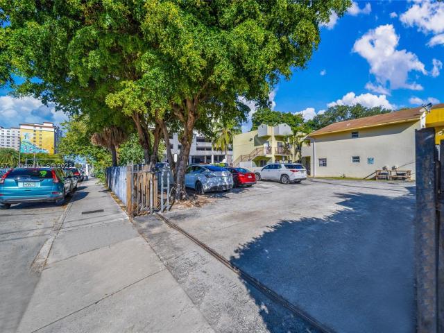 1137 NW 2nd St, Miami, FL 33128 | MLS #A11472 | Compass