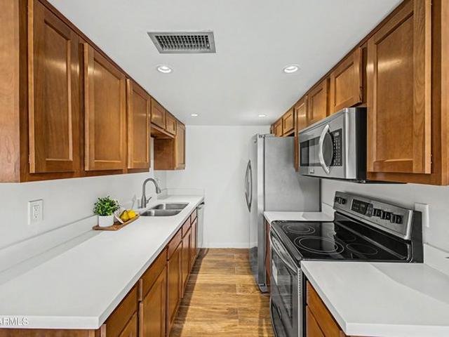 1137 N 84th Pl, Scottsdale, AZ 85257