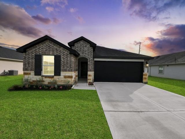 1137 Buffalograss Trl, Sealy, TX 77474