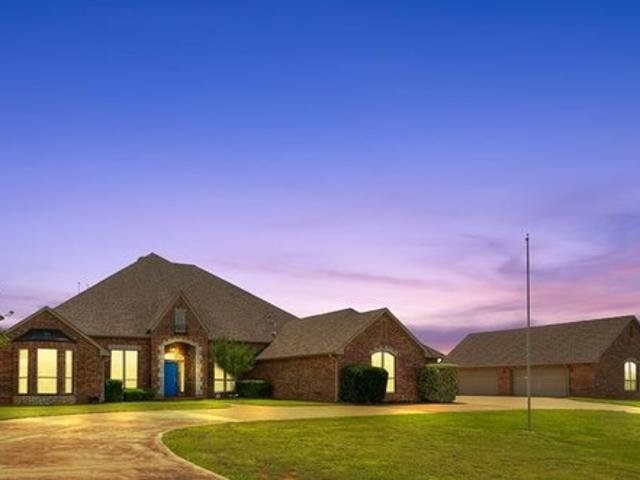 1137 County Street 2958, Tuttle, OK 73089