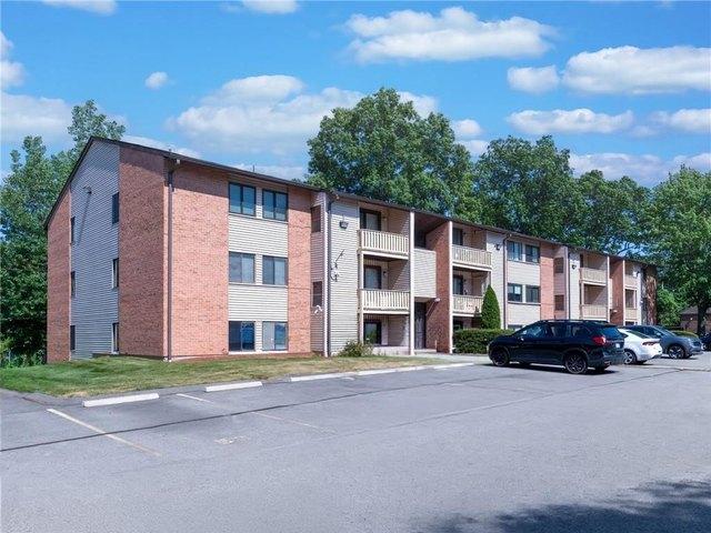 1137 Hartford Ave Unit 5B, Johnston, RI 02919