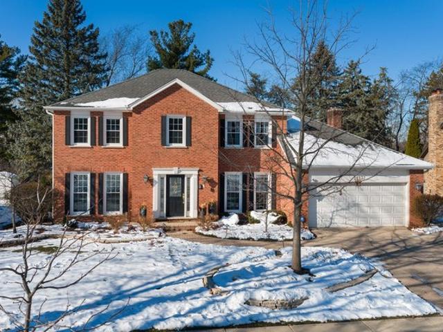 1137 Kenilworth Cir, Naperville, IL 60540