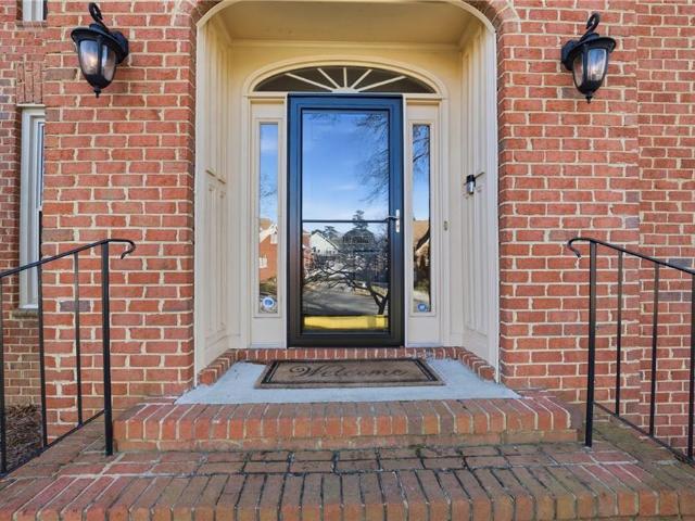 1137 Kingsbury DR