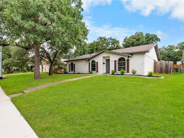 1137 Kingston Drive