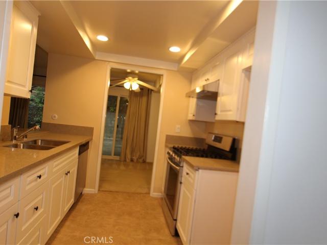 1137 Rosecrans