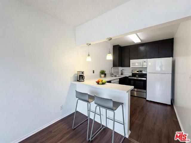 1137 W 36th Pl, Unit 9, Los Angeles, CA 90007 | MLS #26663 | Compass
