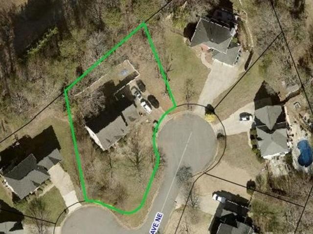 1137 38th Ave NE, Hickory, NC 28601