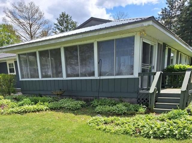 11382 E Samual Dr, Walkerton, IN 46574