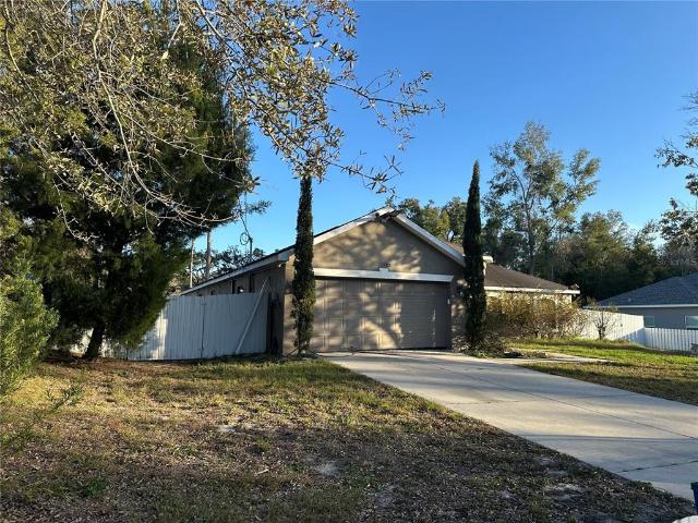 11382 Mahopac Rd, Weeki Wachee, FL 34614 | MLS #TB8459 | Compass