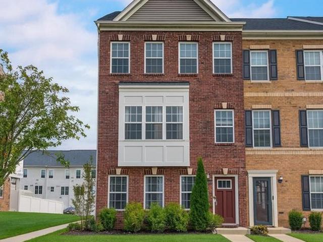 11387 Tolkien Ave, White Plains, MD 20695
