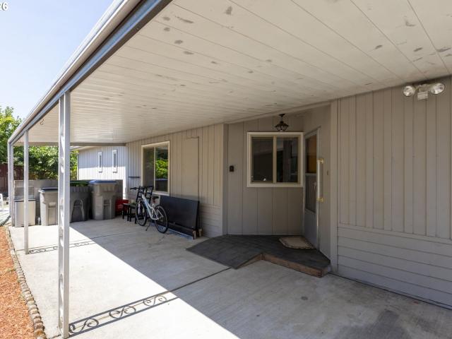 11387 sw royal villa dr