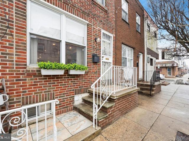 1138 Mifflin St, Philadelphia, PA