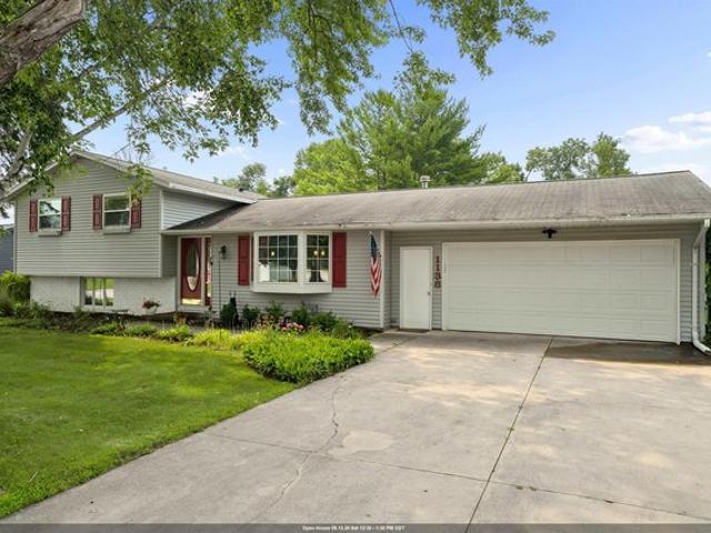 1138 Anchor Dr, Green Bay, WI 54313