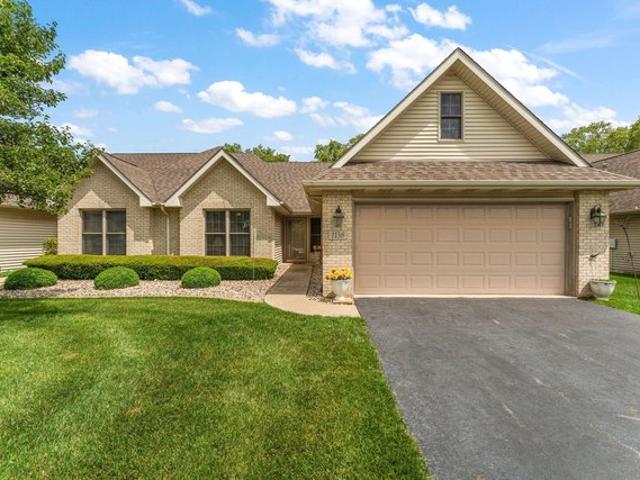 1138 Cherrywood Ln, Schererville, IN 46375
