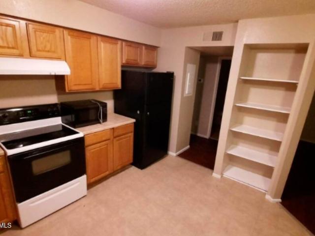 1138 E 2nd Street # C