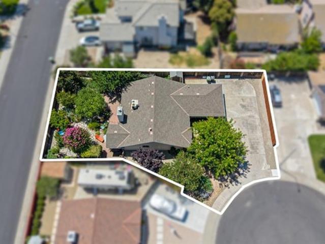 1138 Kathy Ct, Ripon, CA 95366