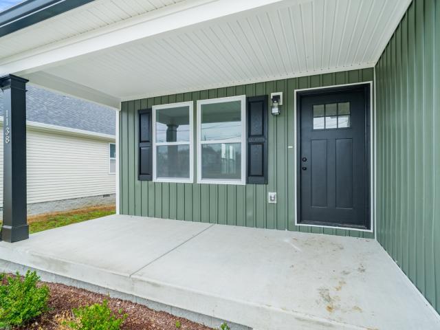 1138 Snow Ave