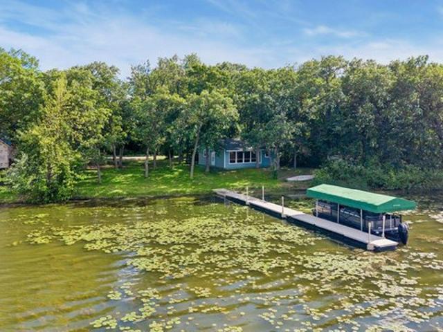1138 th St, Clear Lake, MN 55319