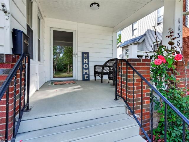 1138 W 6th Street