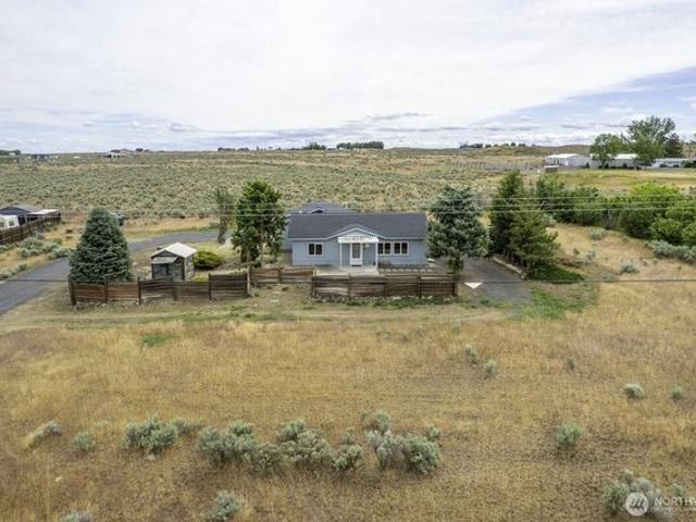11397 Dodson Rd NW, Ephrata, WA 98823