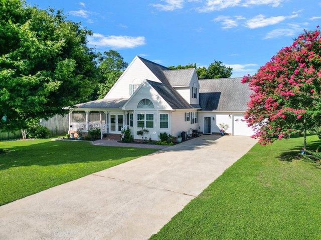 11395 Hayman Dr, Princess Anne, MD 21853