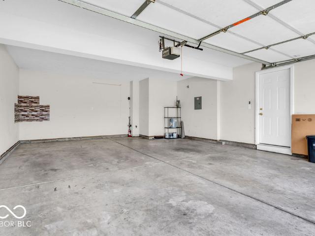 1139 Fernwood Way