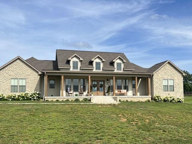 1139 Kateland Dr, Greenbrier, TN 37073