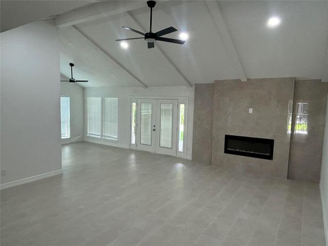 1139 Pinecroft Drive