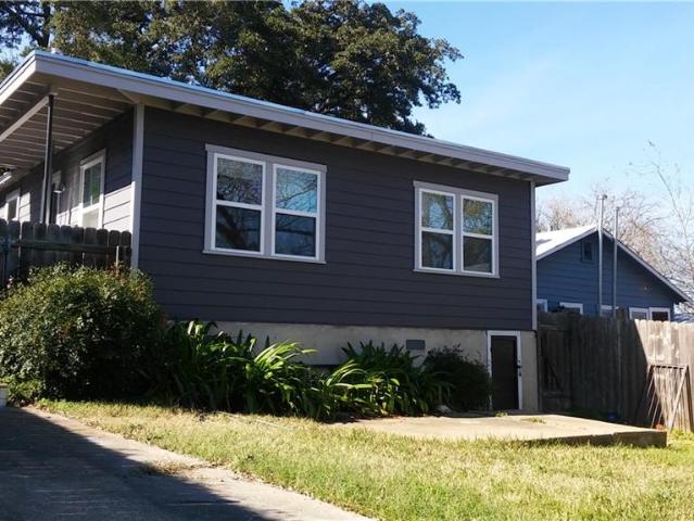 1139 Poquito St, Austin, TX 78702 | MLS #4979 | Compass