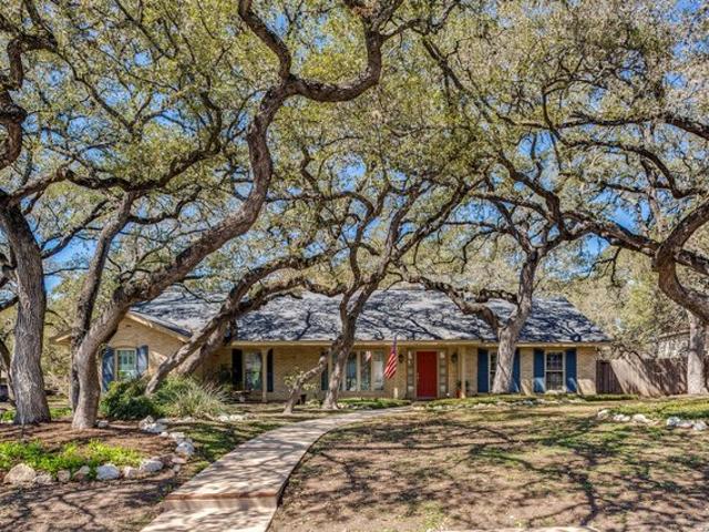 11303 Whispering Wind St, San Antonio, TX 78230