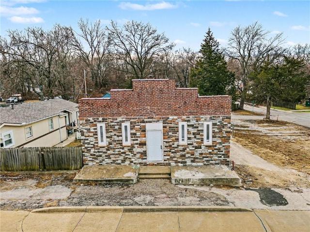 11303 E Truman Road