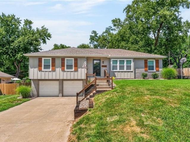 11300 E 61st St, Raytown, MO 64133