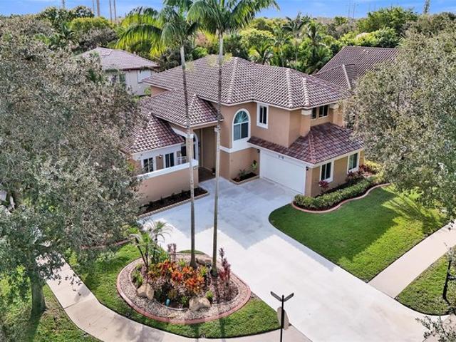 11300 Knot Way, Cooper City, FL 33026