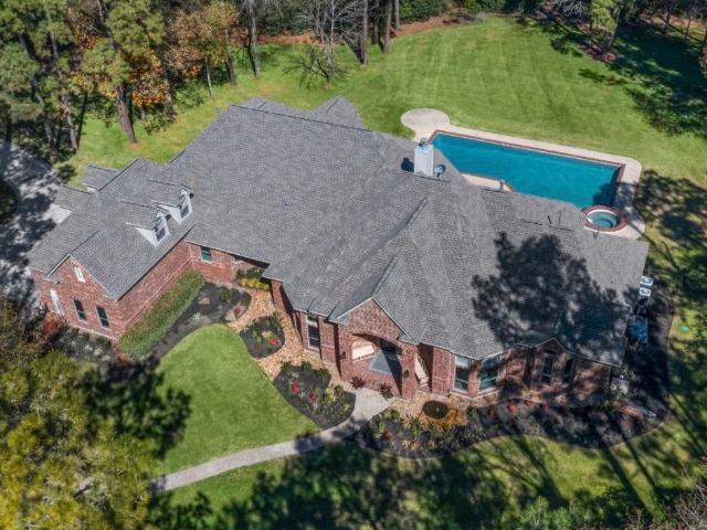 11302 Lake Forest Dr, Conroe, TX 77384 | MLS #87744 | Compass