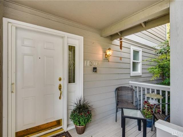 11302 Ohde Cir, Kirkland, WA 98033