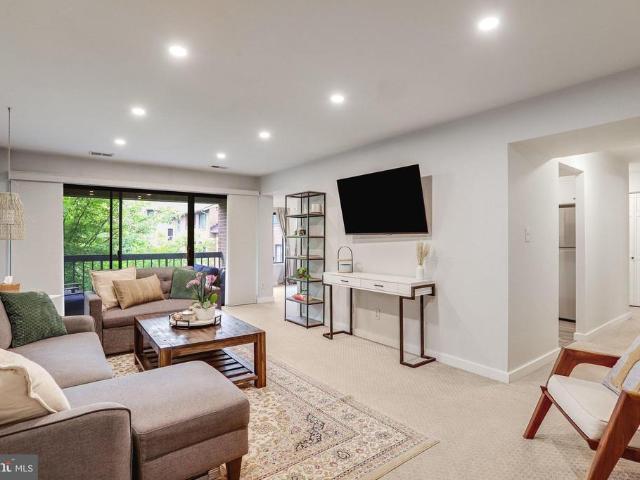 11305 Commonwealth Drive # 201