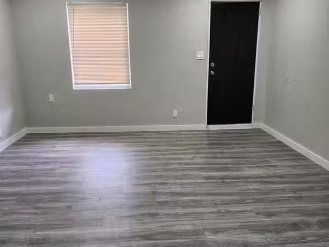 11309 Cadillac Avenue 1 11309 Cadillac Ave #1